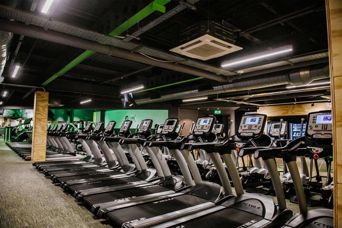 JD Gyms Cardiff | No Contract | Join Online Now | Fitness Classes