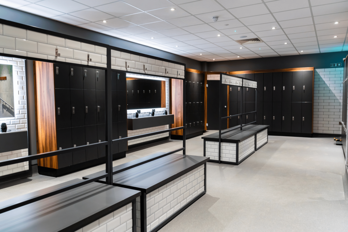 JD Gyms Bromborough | 24 hour gym with saunas and classes