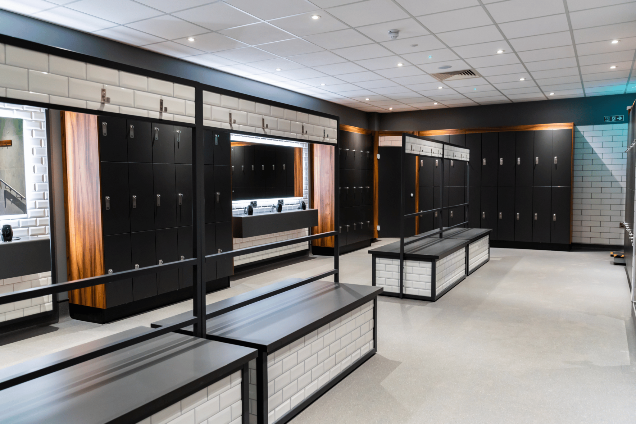 JD Gyms Bromborough | 24 hour gym with saunas and classes