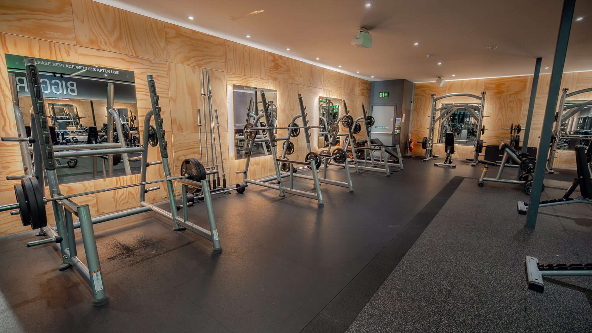 JD Gyms Luton | No Contract | Join Online | Open 24 Hours