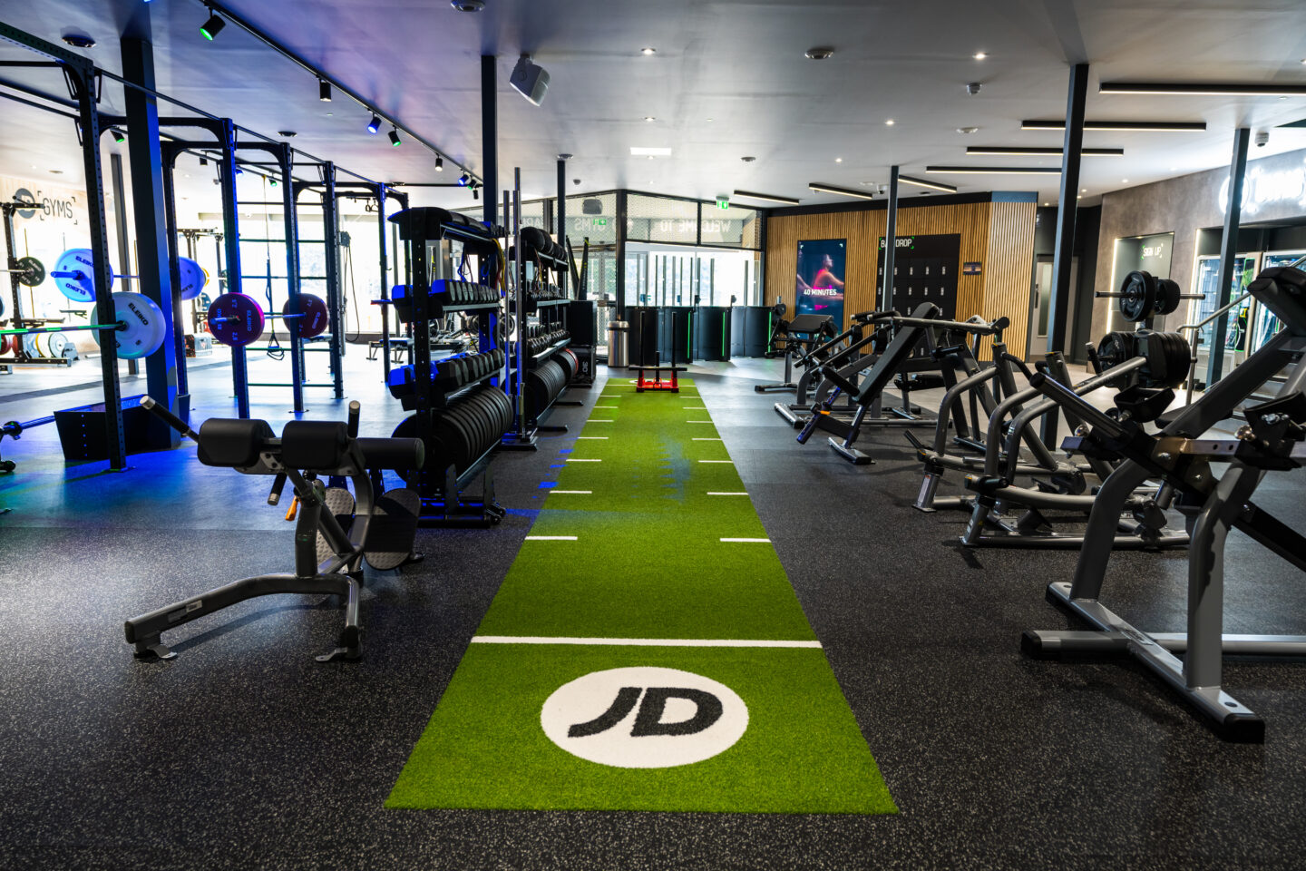 JD Gyms Farnborough | 24 Hour Gym | Classes Included