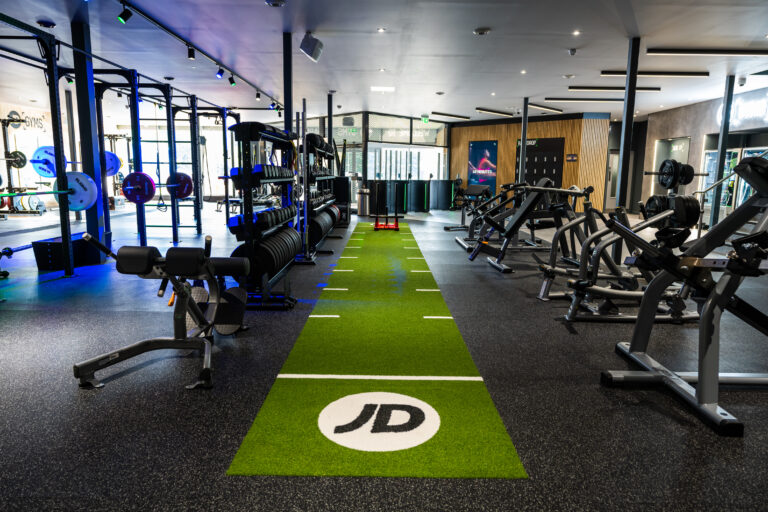 JD Gyms Farnborough | 24 Hour Gym | Classes Included