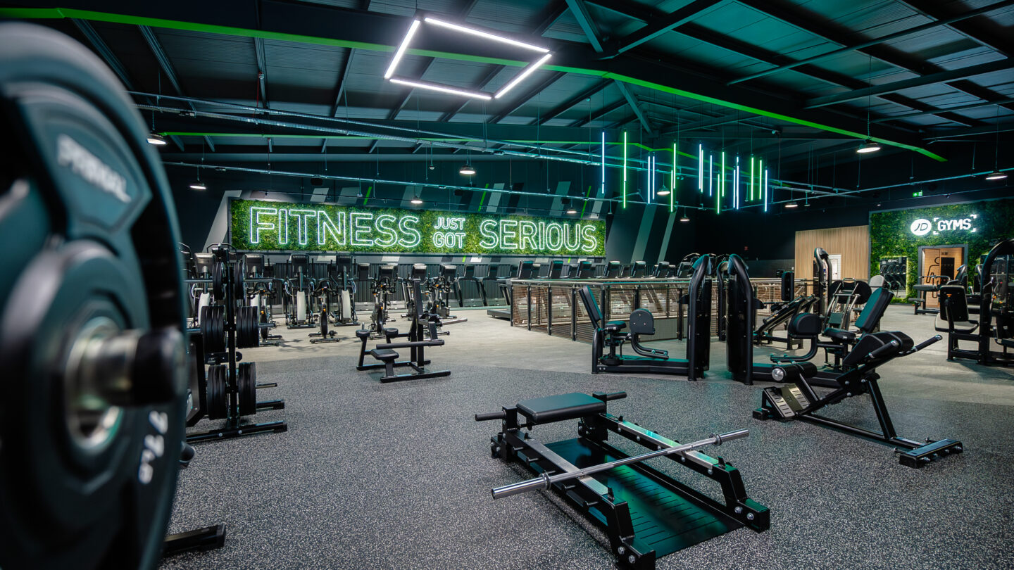 Huge 24 hour gym with saunas opening in Reading on 21st December